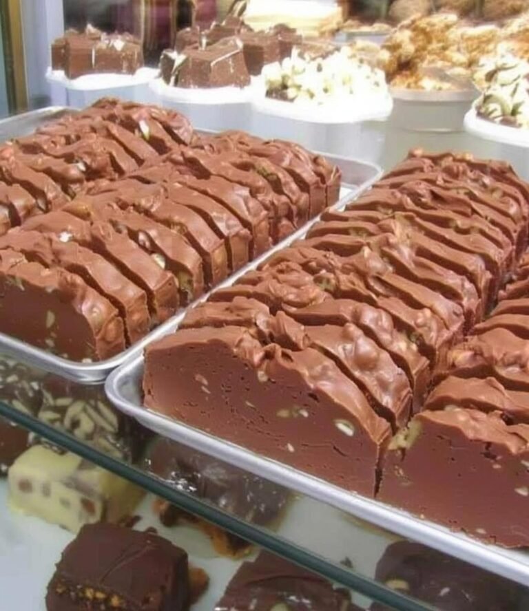 Mom’s Fudge: The Creamy, Rich Classic That Tastes Like a Hug from ...